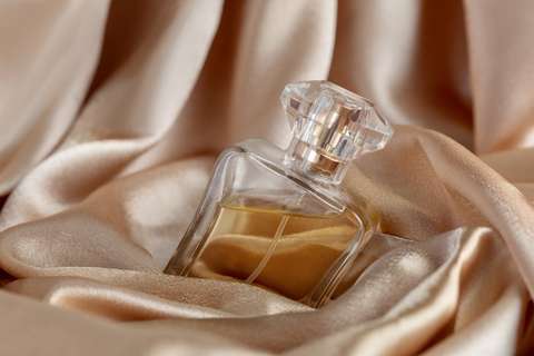 Fragrance Notes Explained: A Guide for Beginners - Goutaste